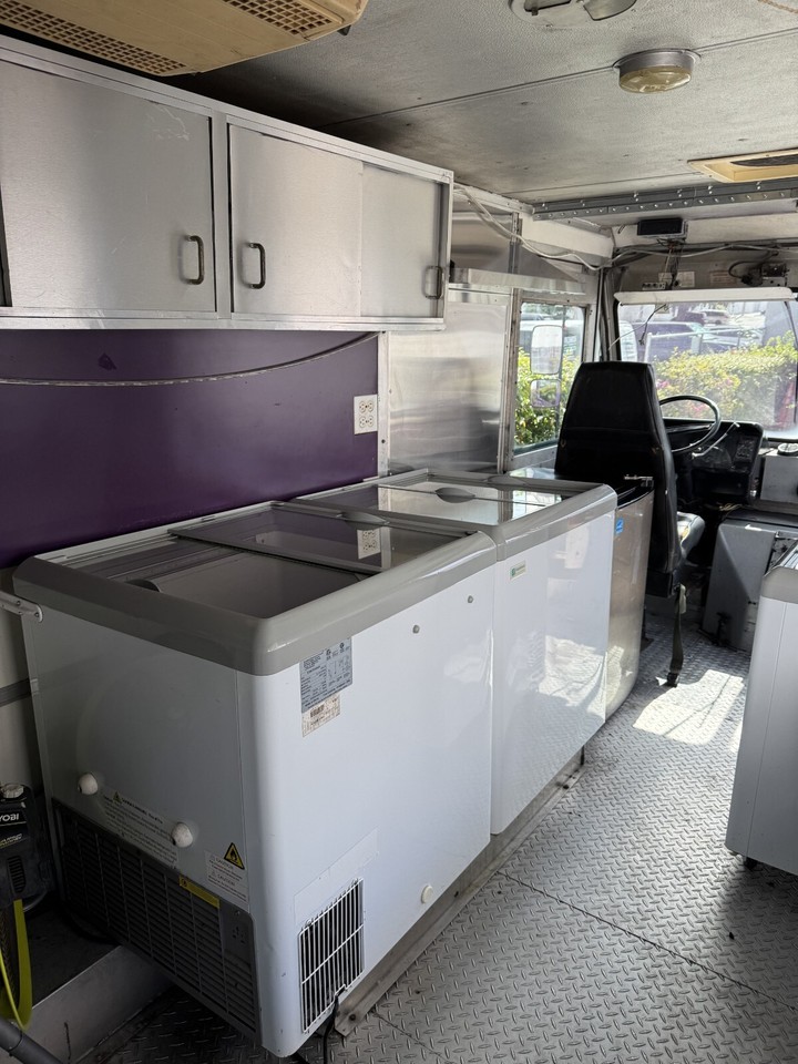 ICE CREAM - GELATO Truck 1990 Step van food truck | eBay