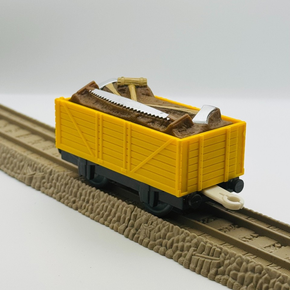 Thomas & Friends - TOMY/ TRACKMASTER - BASH'S YELLOW MISTY ISLAND TRUCK ...