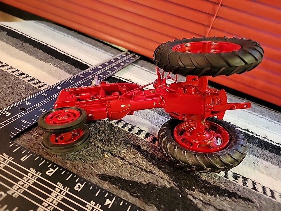 Ertl McCormick Farmall C 1/16 Diecast Farm Tractor Replica Collectible ...