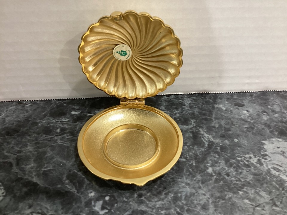 PARTYLITE Compact Travel Clam Shell Votive Tealight Candle Holder ...