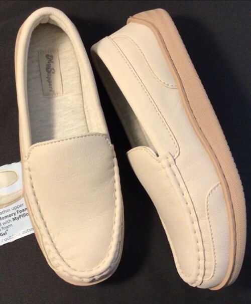 My Pillow Slippers Women’s Size 11 Beach Beige Leather Moccasins New No ...