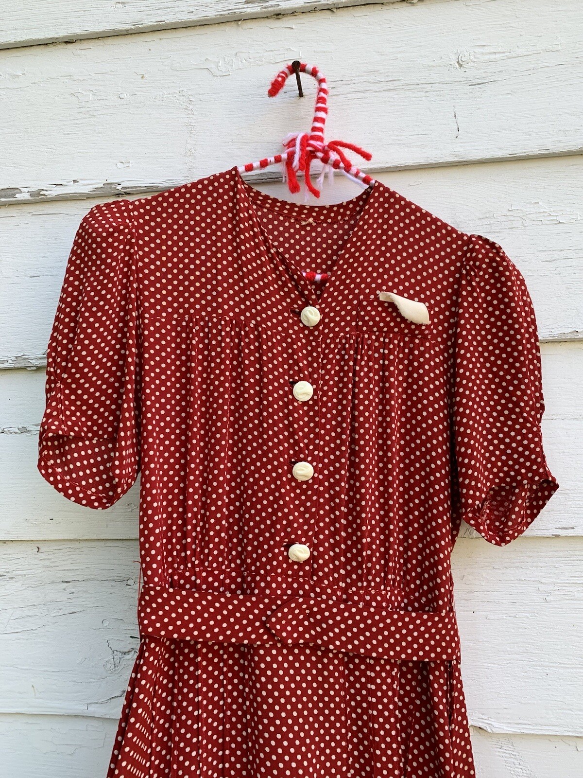 Vintage 1930s 1940s Red Polka Dot Puff Shoulder Rayon… - Gem