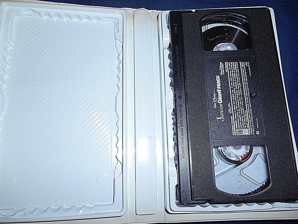 LOT OF 4 WALT DISNEY CHILDREN'S CLASSICS VHS TAPES IN CLAMSHELL CASES ...