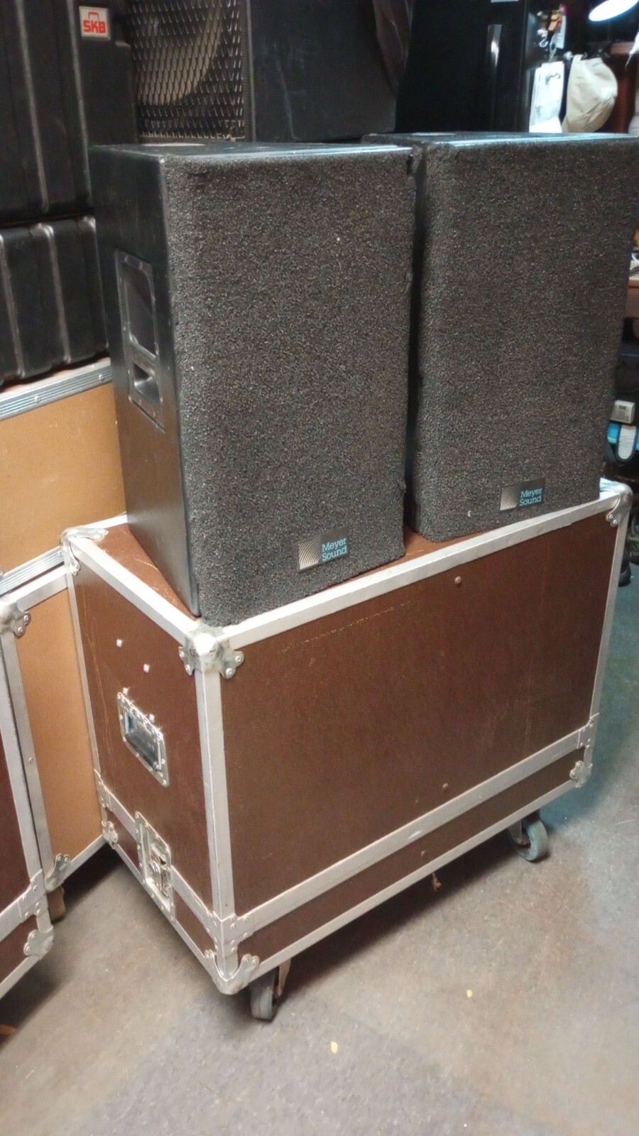 4 Meyer UPA-1 with 2 M1-A Processors, Chevin 4 Channel Q6 Amp, Cases ...