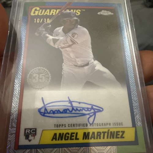 10/10 2025 Topps Chrome #90CA-AMA ANGEL MARTINEZ RC AUTO BLACK MOJO ...