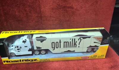 JADA ROAD RIGZ PETERBILT 379 "GOT MILK" SEMI TRUCK 1:64 SCALE | eBay