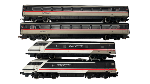 Hornby R472 Mk 4 Swallow Livery 91014 Power Car 82205 Dummy Car + 2 ...