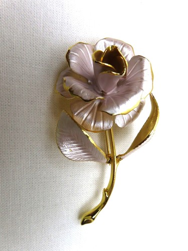 Cerrito Pink Enamel Rose Flower Pin Brooch Gold Tone Flower Power ...