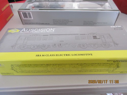 AUSCISION 8633 ELECTRIC LOCOMOTIVE | eBay Australia