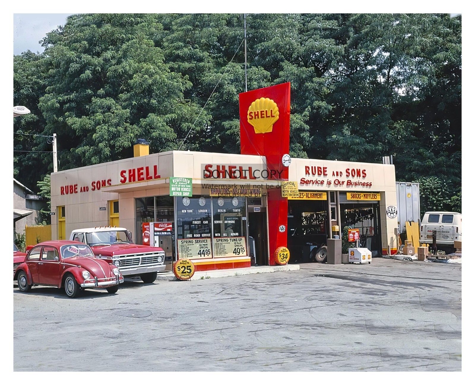 OLD 1970s SHELL GAS STATION STREETVIEW OLD TRUCK & VOLKSWAGON BEATTLE ...