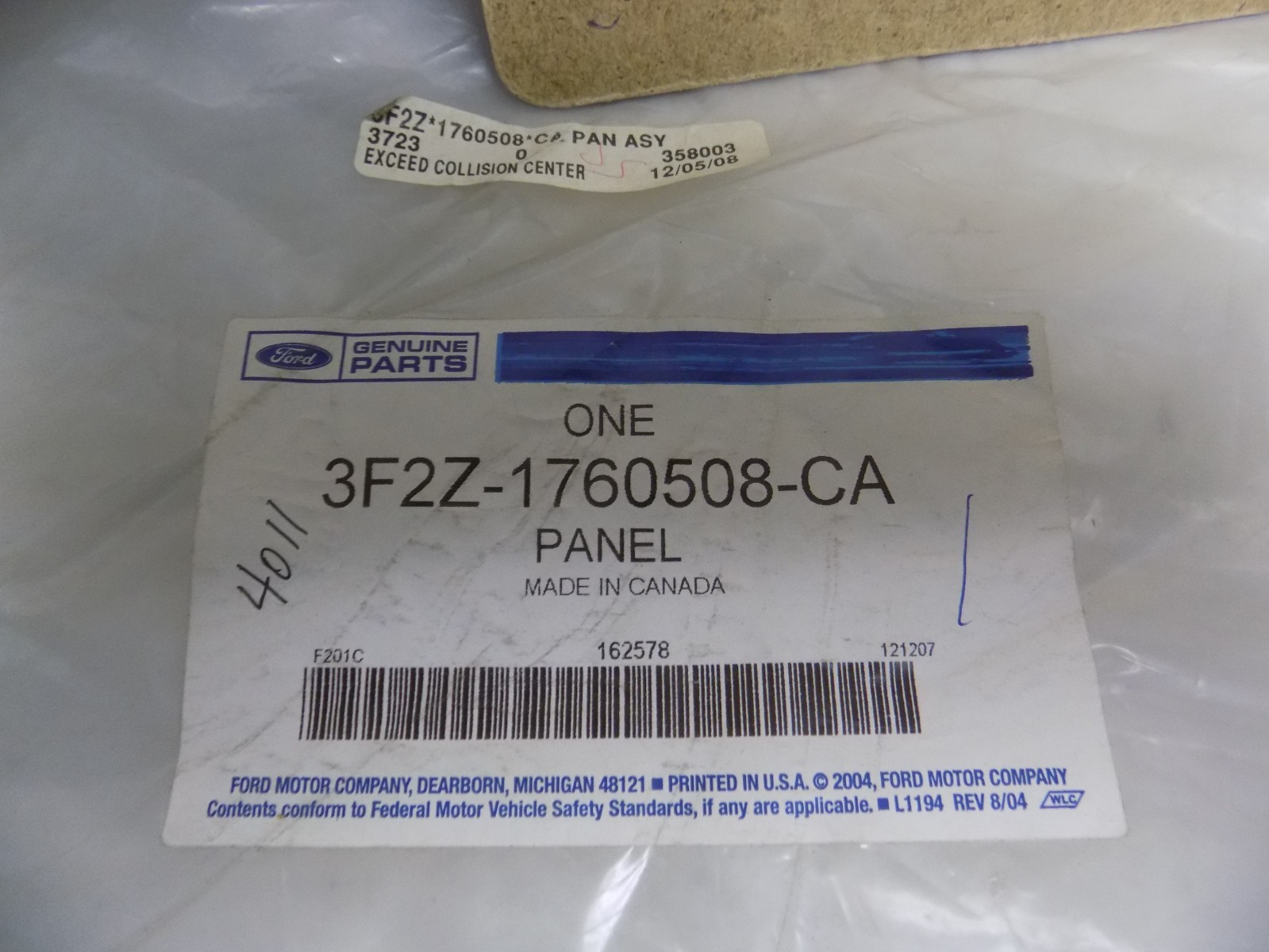 New OEM 2004-2007 Ford Freestar Monterey 3rd Row Seat Back Panel Cover ...