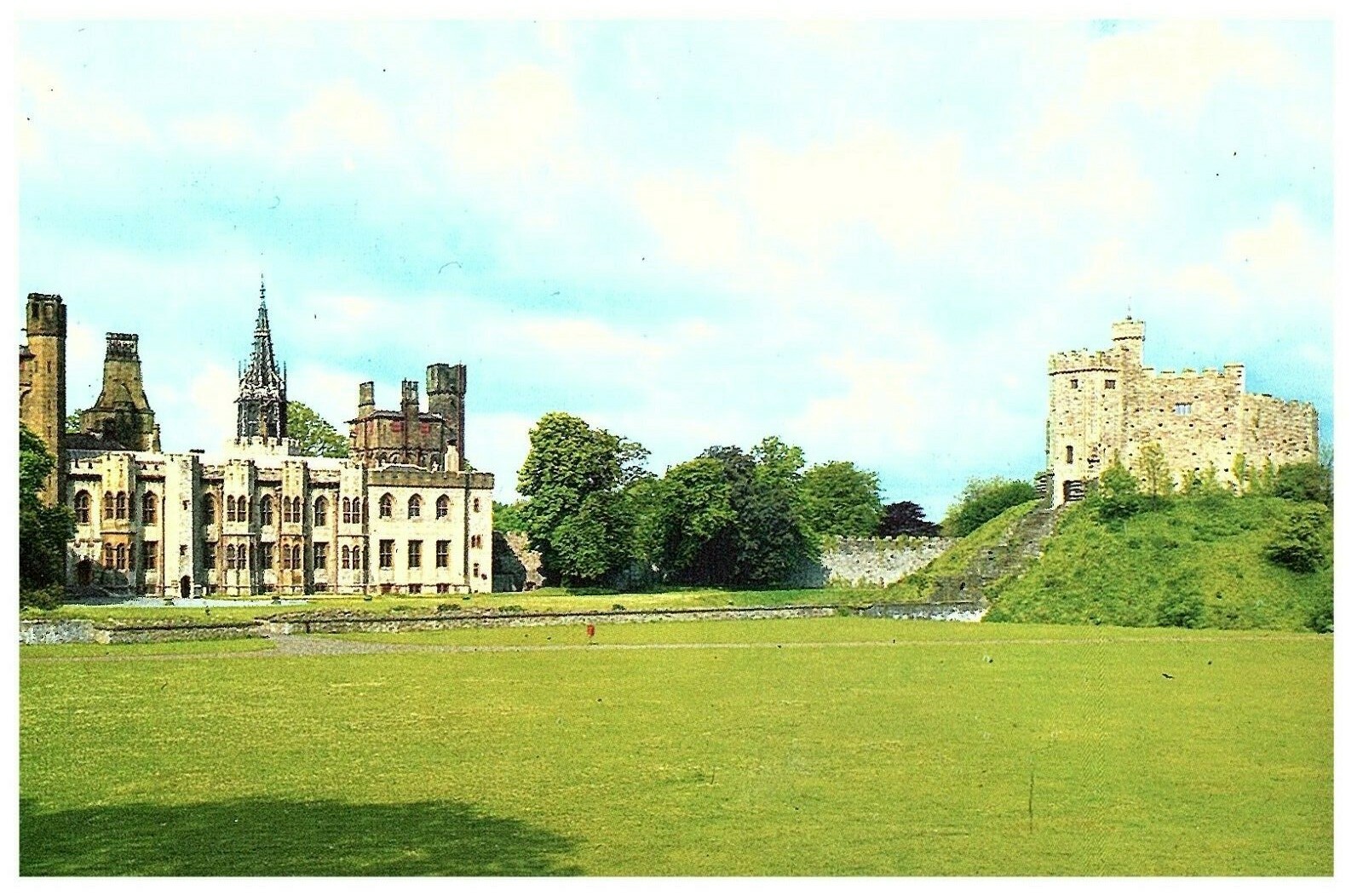 Lot 3 Cardiff The Castle & Civic Centre England UK Postcard | eBay