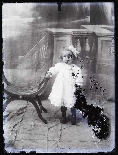 France Little Girl c1920 Photo Negative Plate Glass 9x12cm Distortion ...