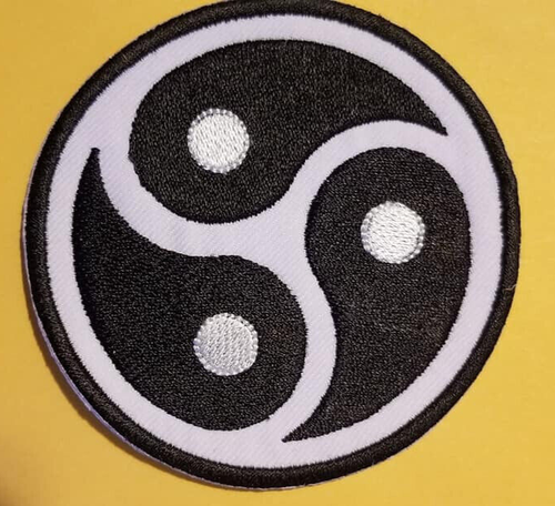 Ying & Yang Patch iron and or sewn approx 3.5" | eBay