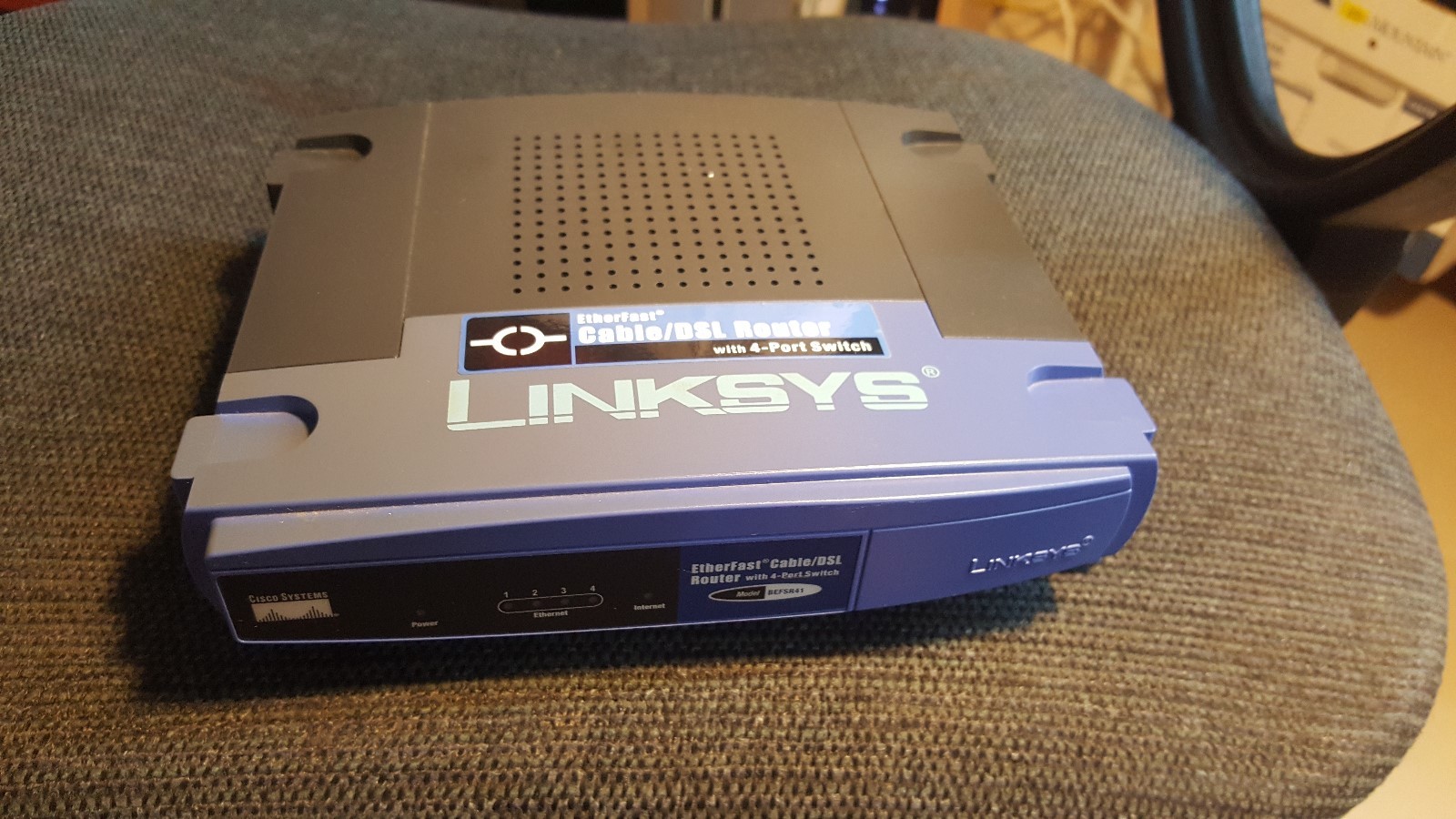 Linksys Cisco EtherFast Cable/DSL Router w/4 port switch BEFSR41 V3 | eBay