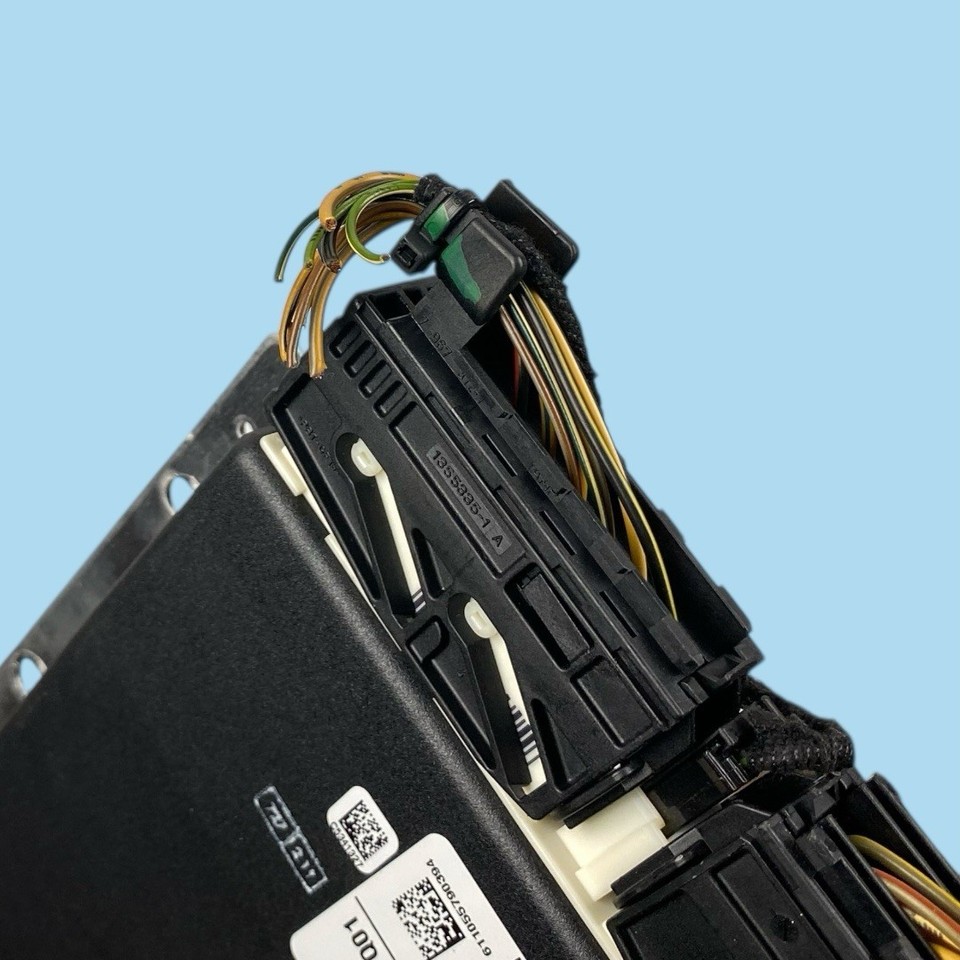 Airmatic Air Suspension Control Module OEM Mercedes W221 S550 S600 S63 ...