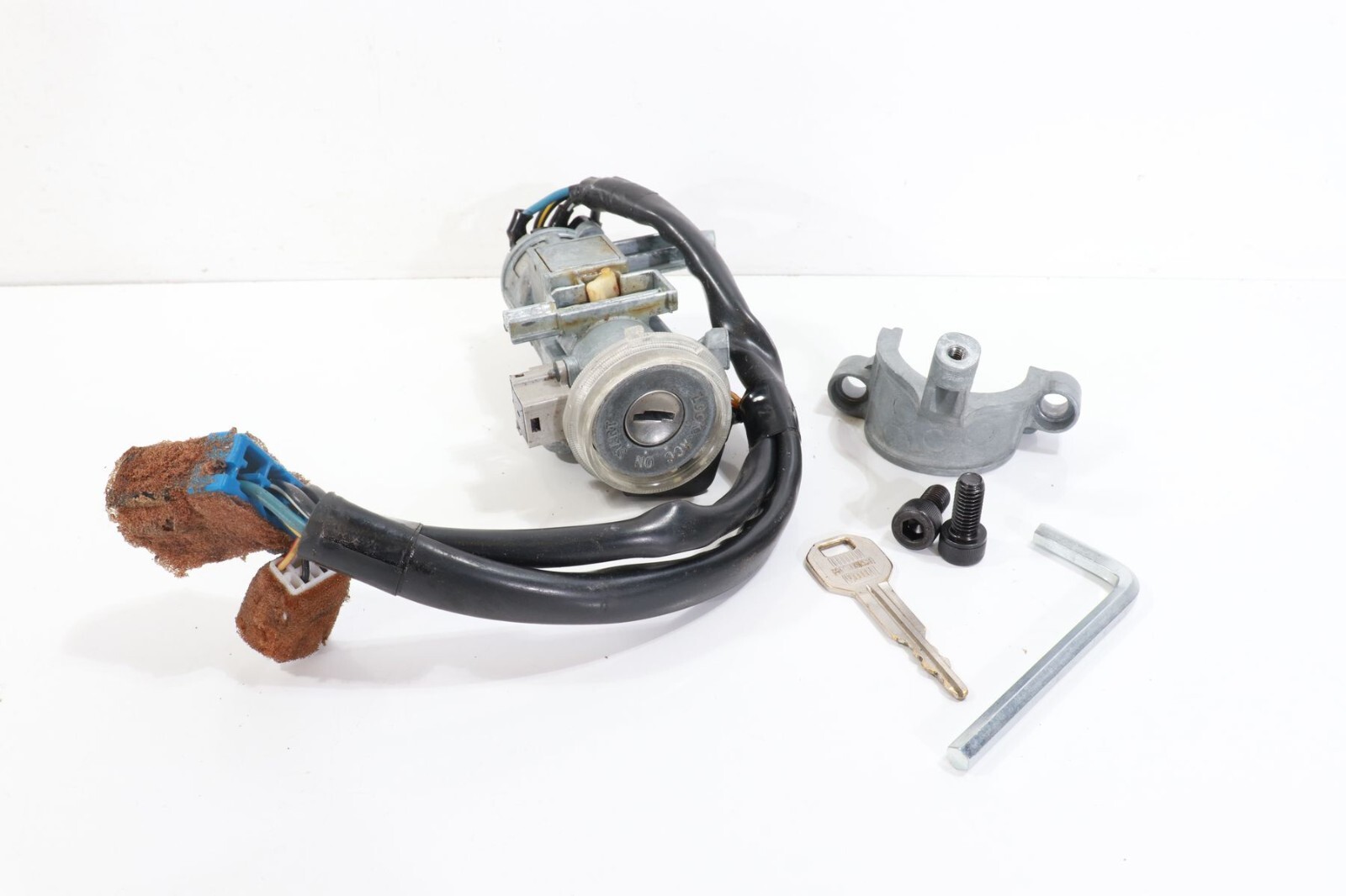 🥇 IGNITION SWITCH LOCK CYLINDER WITH KEY MITSUBISHI LANCER 2002-2006 🥇 ...