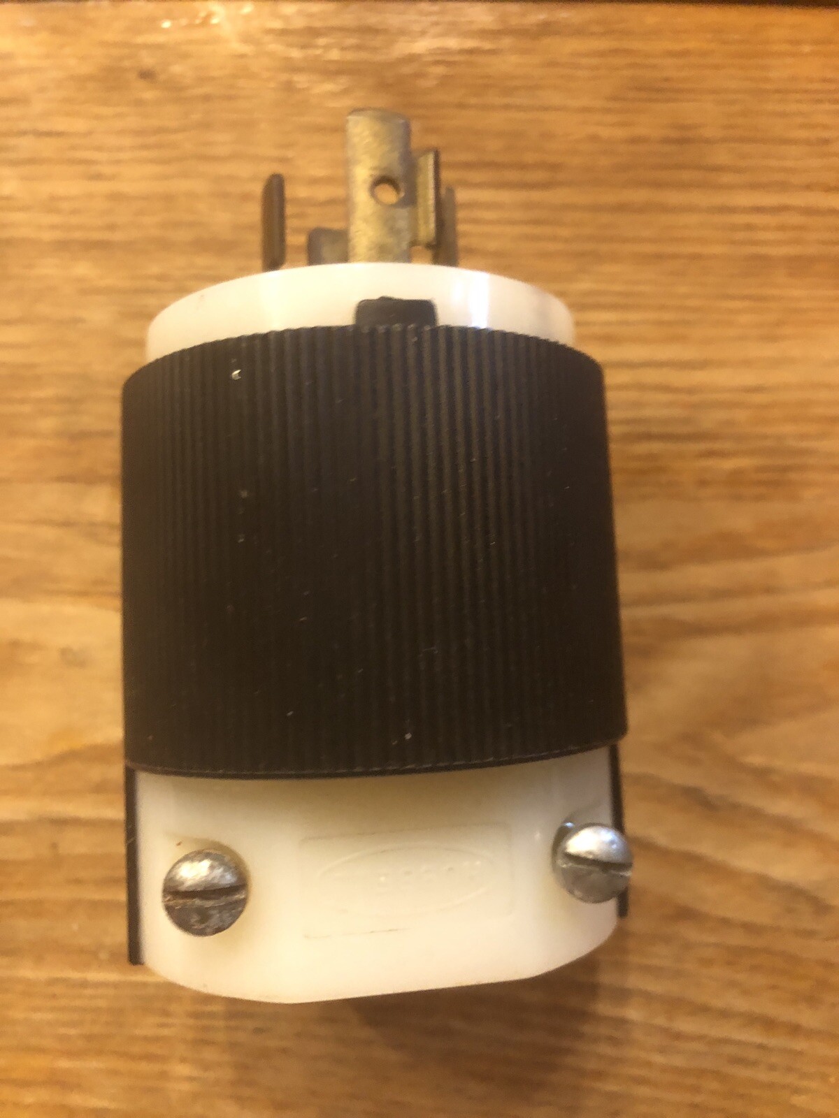 Hubbell HBL2321 Plug, NEMA L6-20P, 20A, 250V, Used | eBay