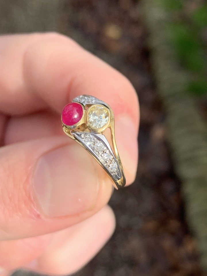 18ct Gold Cabochon Natural Ruby & Diamond Exceptional Ring 3.4 Grams | eBay