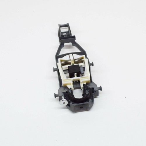 VW GOLF MK5 FRONT LEFT DOOR HANDLE BACKING PLATE 1K0837885A | eBay