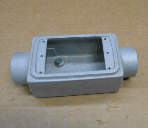 NEW APPLETON FSC-1-100 1" CAST DEVICE BOX IRON SHALLOW SINGLE GANG THRU ...