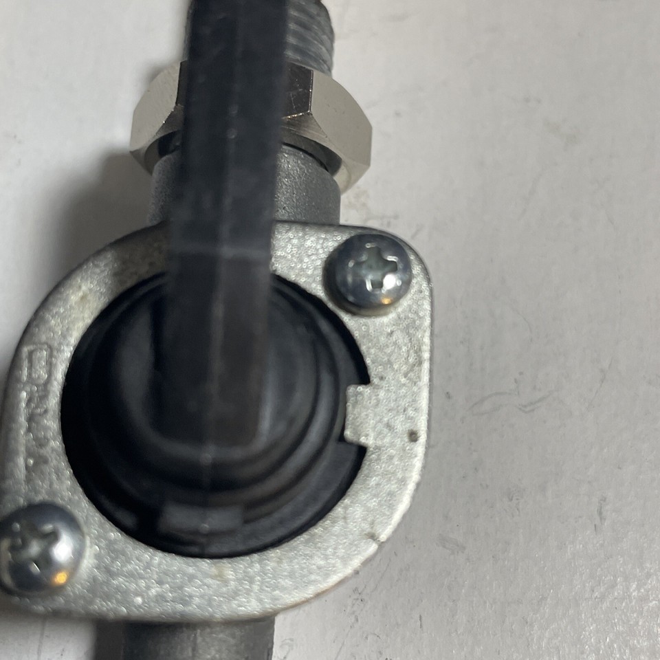 60-7267 60-7266 BSA Triumph Norton Fuel Gas Tank Tap Valve Petcock Set ...