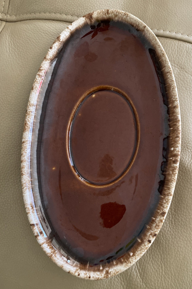 HULL Brown Drip Gravy Boat Plate Ovensafe Stoneware Glossy Finish USA ...