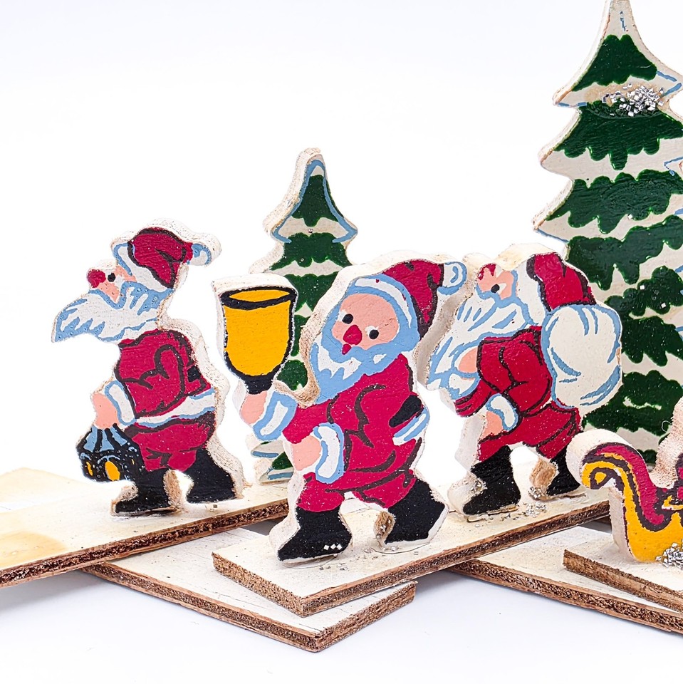 Vintage Japan Christmas Santas Expandable Accordion Putz Wood Village ...