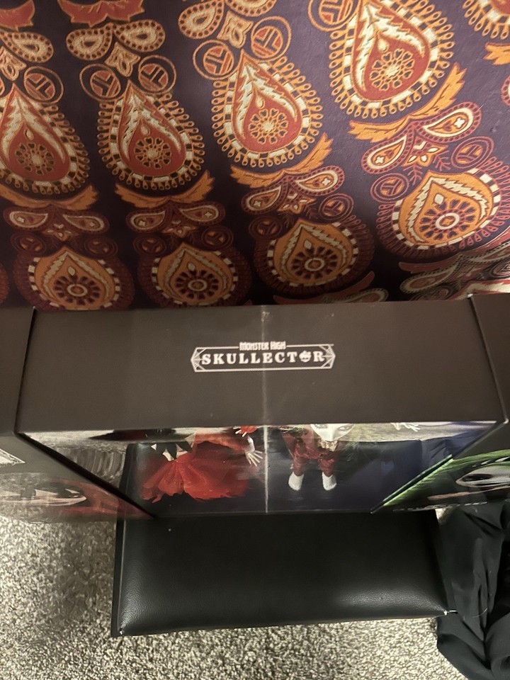 Monster High Skullector Beetlejuice - Betelgeuse & Lydia Doll 2-Pack ...