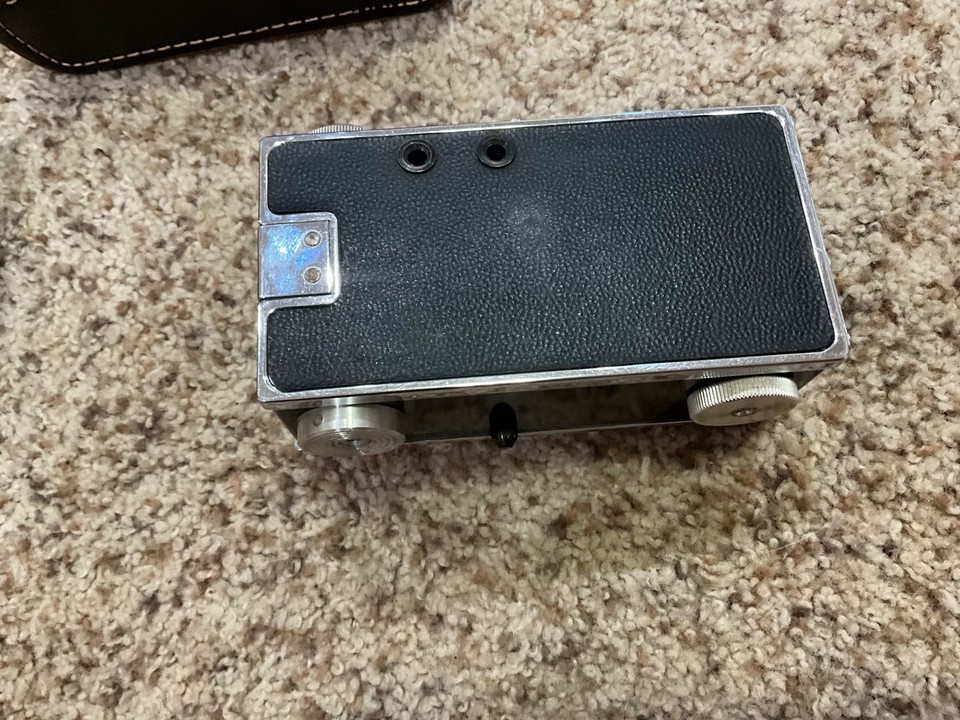 ARGUS C-3 THE BRICK RANGEFINDER CAMERA 50 MM WITH TWO CASES NOT TESTED ...