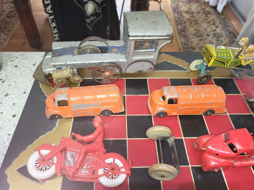 Antique Toys Marx Courtland Auburn Clock Work Tin Plastic Rubber ...