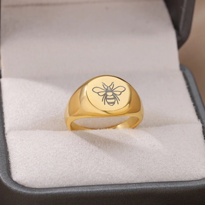 18K Gold Bee Ring, Dainty Bee Ring, Gold Bumblebee Signet Ring | eBay
