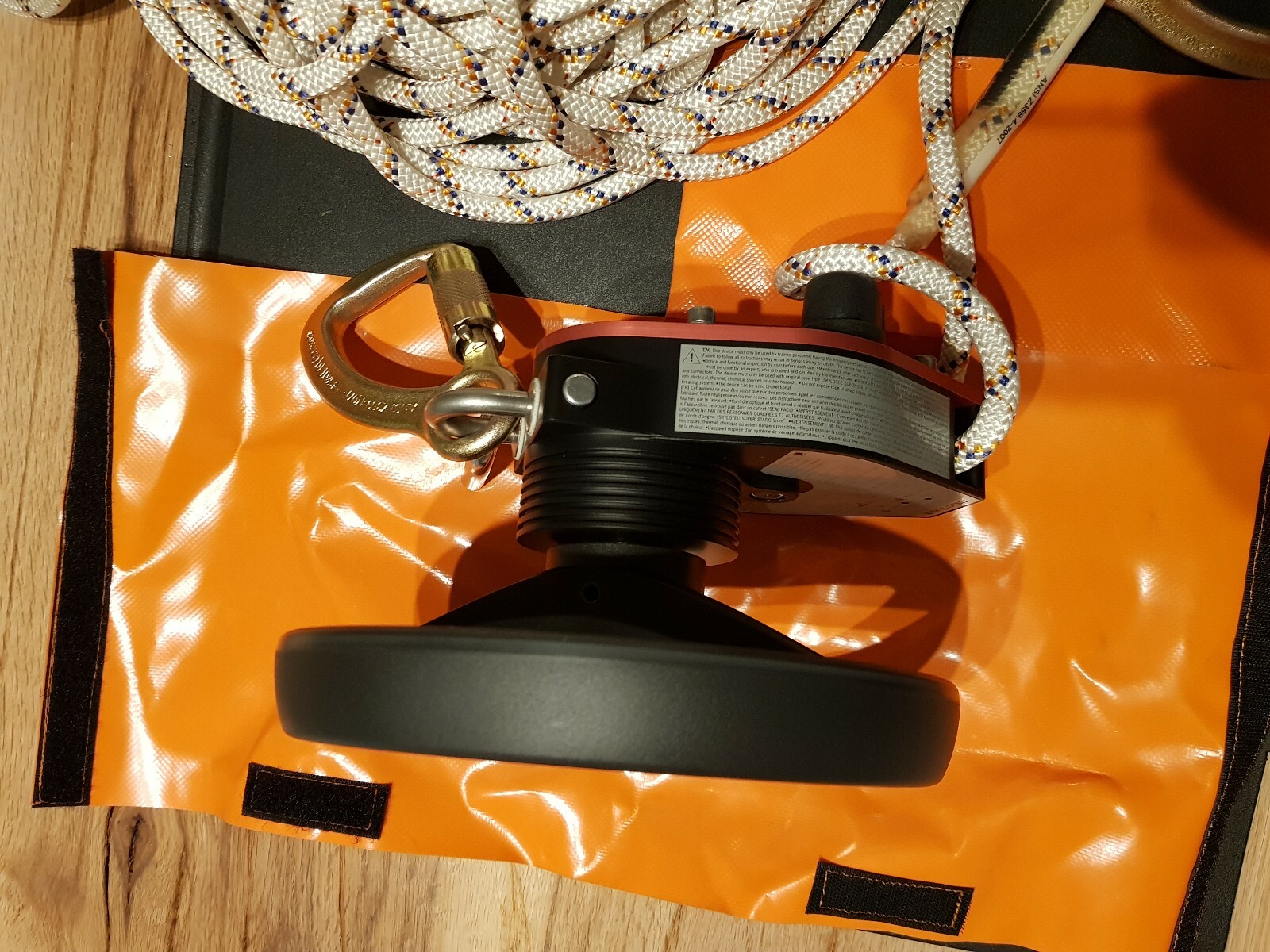 SKYLOTEC AGR2001 Milan Rescue Hub A-024 & 75m of new climbing rope *NEW ...