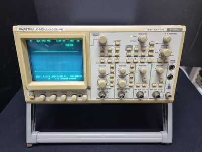 Oscilloscopes - Iwatsu Oscilloscope