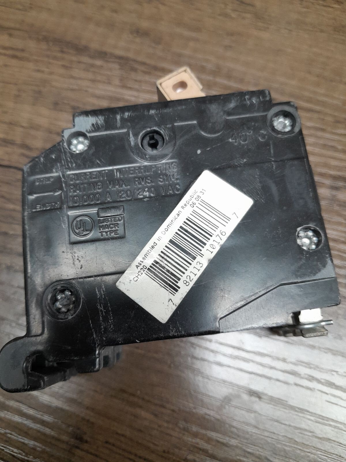 Cutler Hammer 20 Amp 2 Pole Circuit Breaker CHF220 CH220, 20A Plug On ...