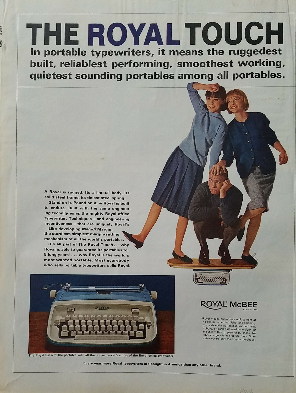 1964 Royal McBee Corporation Safari portable typewriter vintage ...