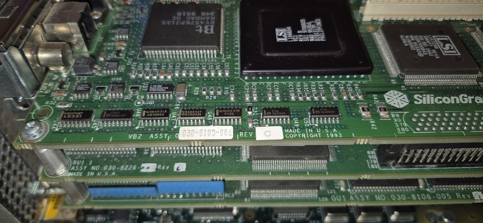 SGI Indigo 2 ,Powers on and boots to bios ,150mhz 32 MB RAM ,Parts or ...