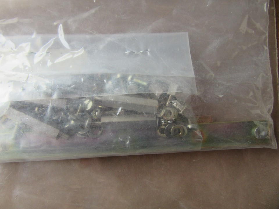 ITE Siemens A1-106-009-807 Circuit Board Mounting Kit Z1004 & Z1011 NEW ...