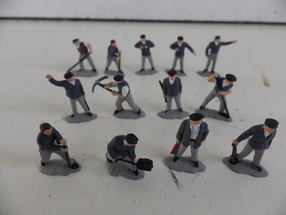 ** 13 ** Model Railway People Workmen Crew hand painted Dapol Figures ...