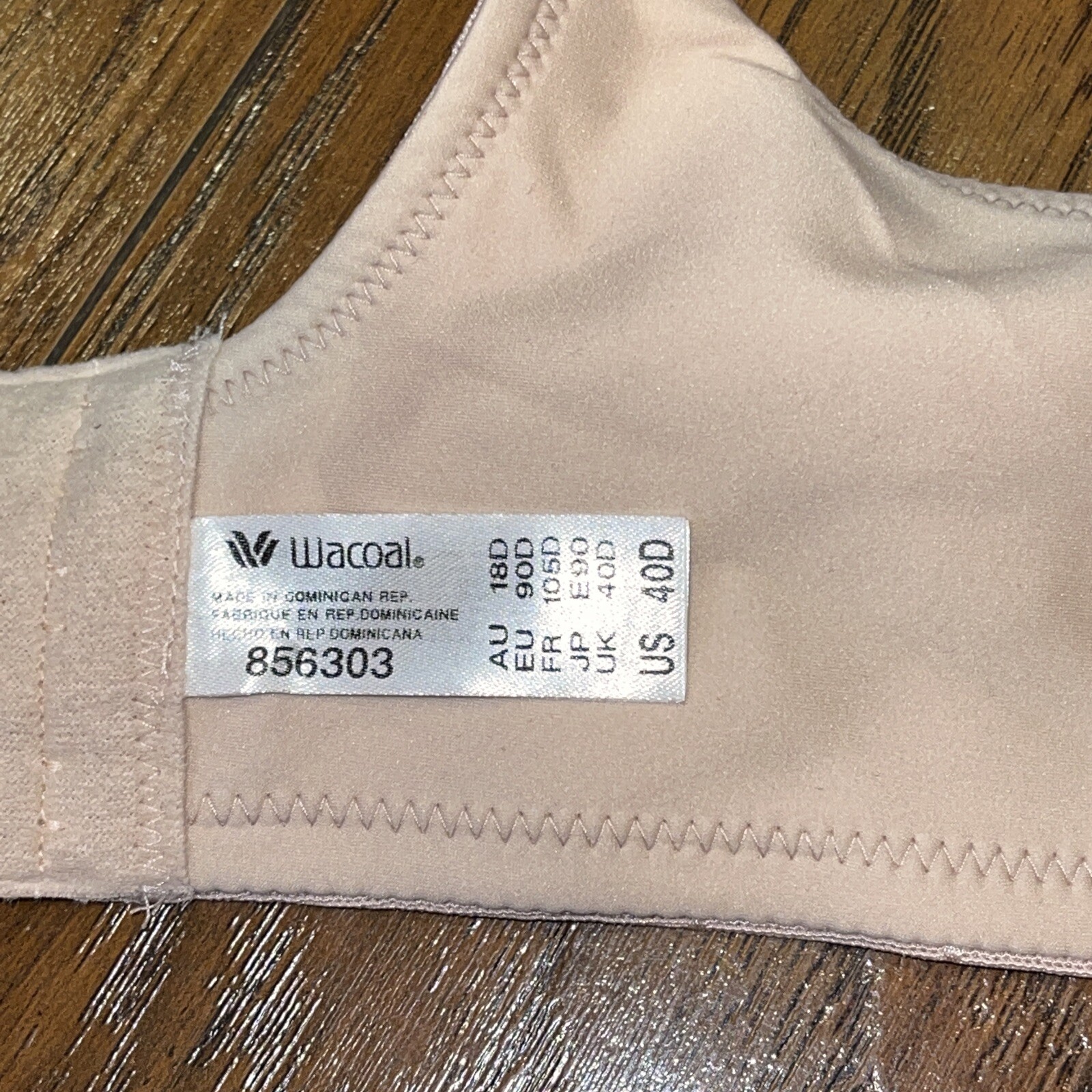 Wacoal 856303 Black Back Appeal Wireless Contour Bra US 36C for sale ...