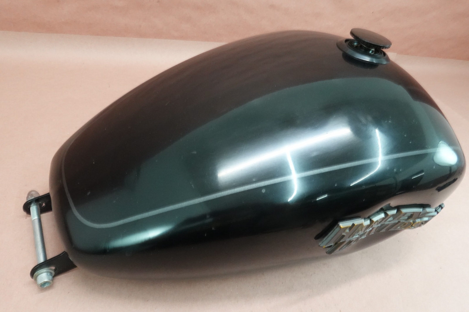 2018-2022 Harley Davidson Dyna Street Bob FXDB Gas Fuel Tank | eBay