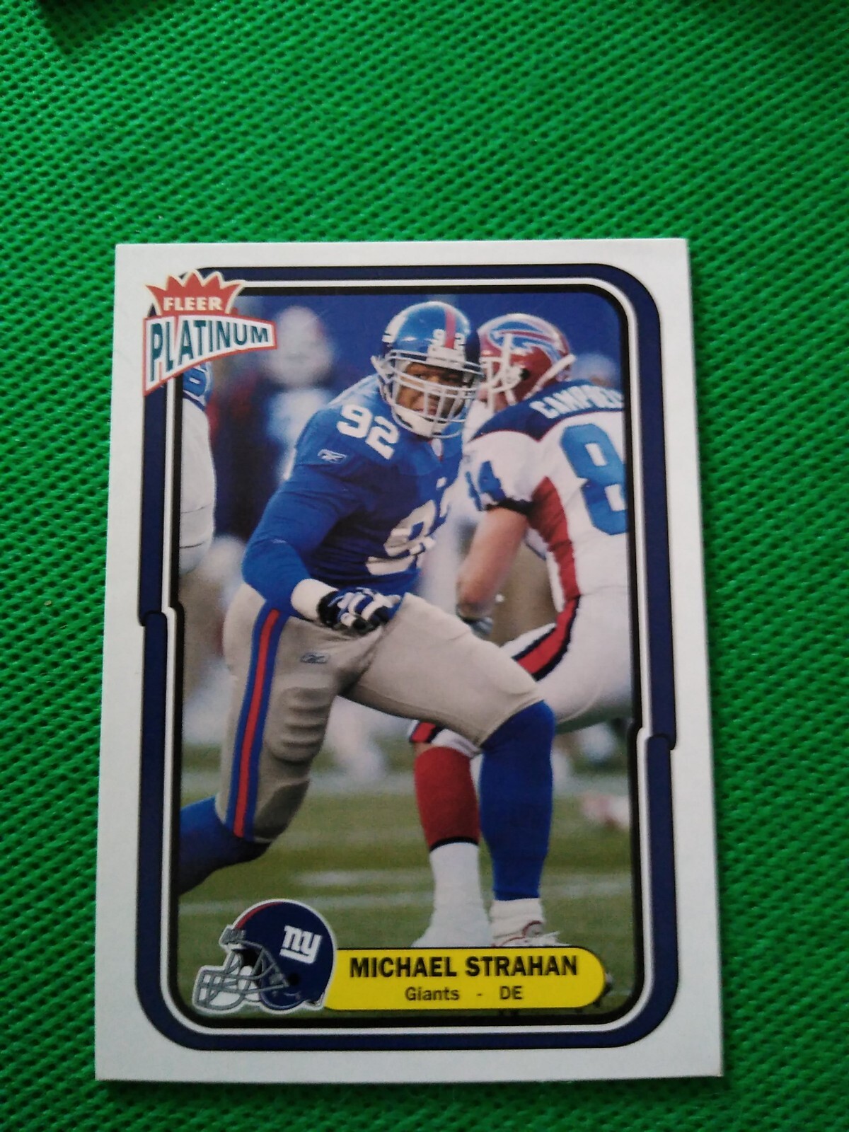 2004 Fleer Platinum Football Card #79 - Michael Strahan - New York ...