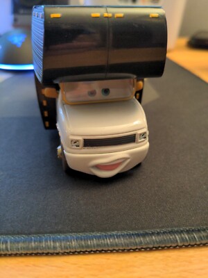 Disney Pixar Cars Deluxe #9 Mega Size Elvis RV 2009 Used Open | eBay