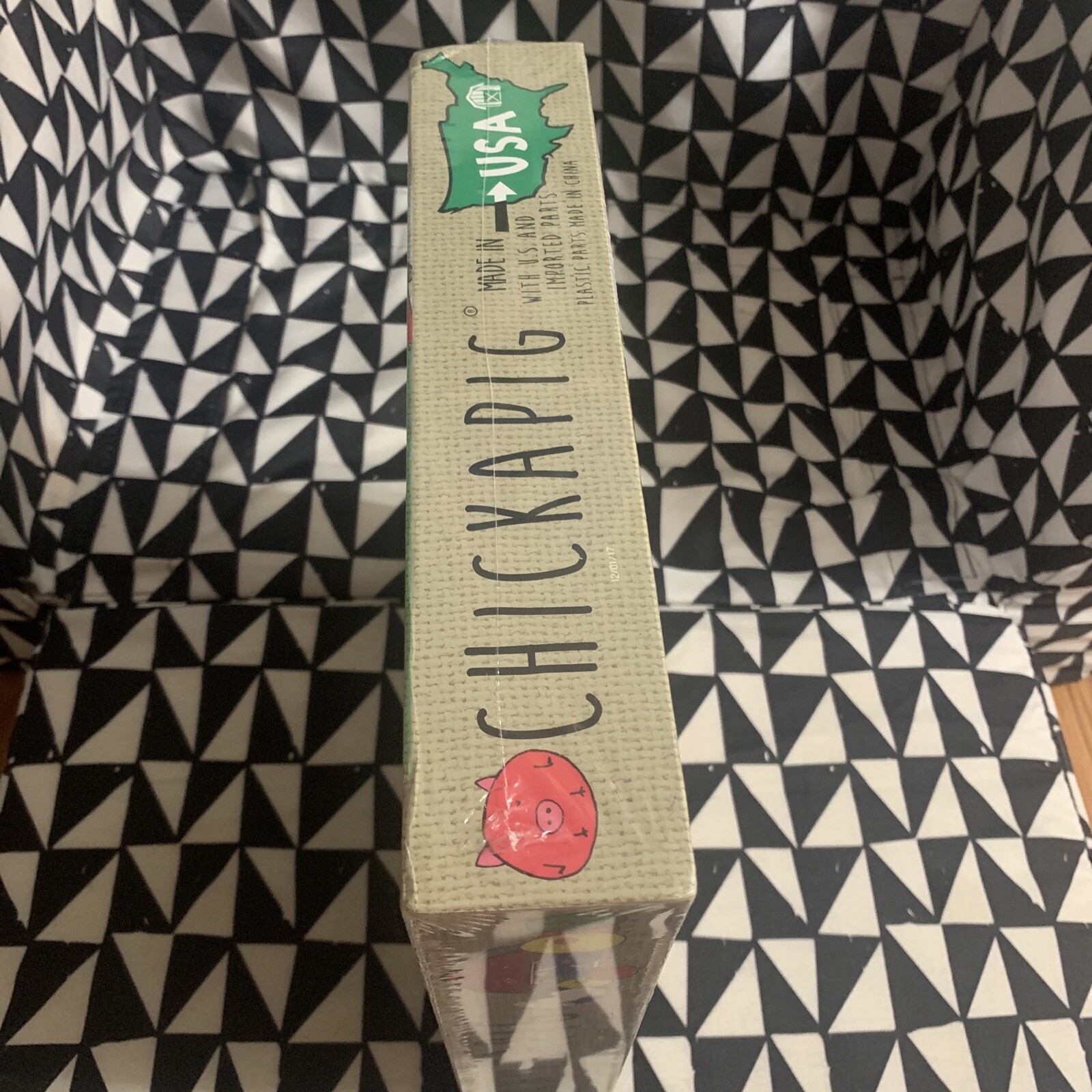 New Chickapig Board Game Family Ages 8+ 2-4 Players Kids Gift Farm To ...