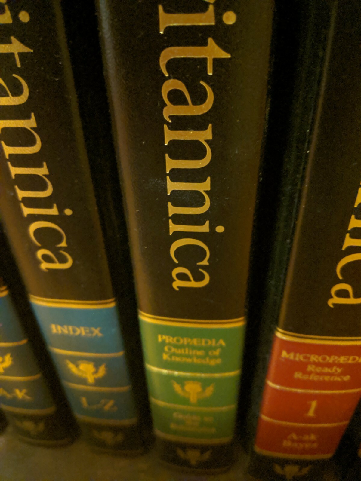 Complete 28 Volume of Encyclopaedia Britannica PLUS Propaedia/ 2 ...