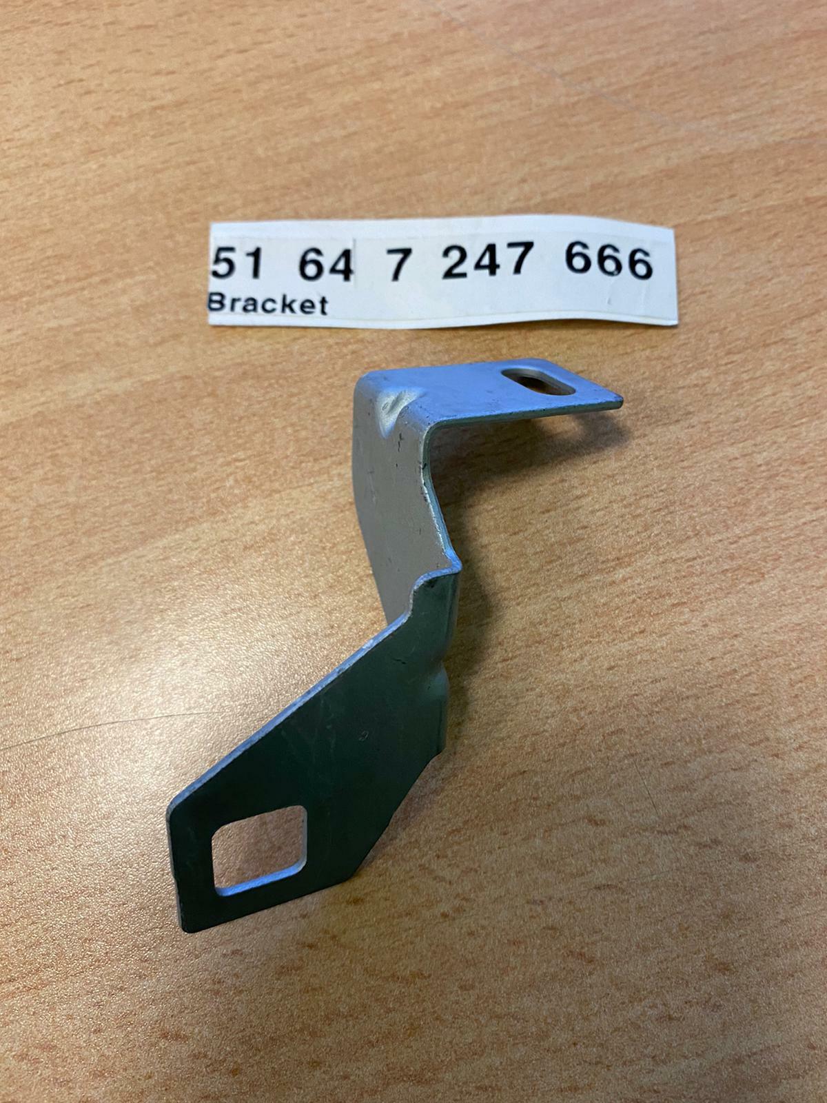 NEW GENUINE BMW FRONT BUMPER SHORTER HOLDER BRACKET RIGHT N/S ...