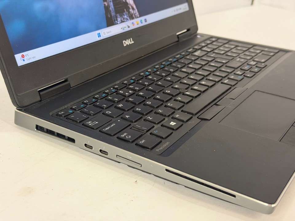 Dell Precision 7530 | i7-8750H | 32GB RAM | 256GB NVMe | Nvidia P2000 ...