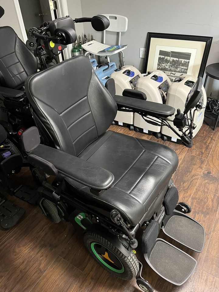 Permobil F3 Corpus R - net OMNI power wheelchair with head array 43 ...