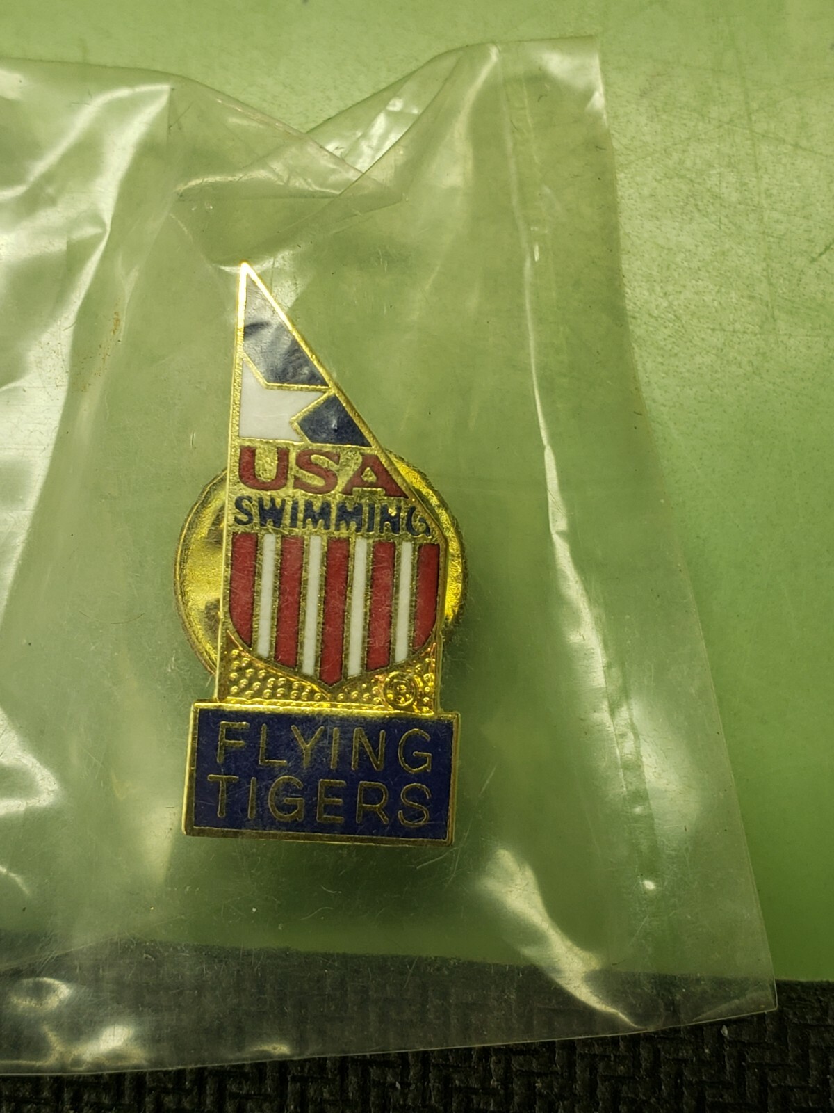 USA FLYING TIGERS swimming pin | eBay