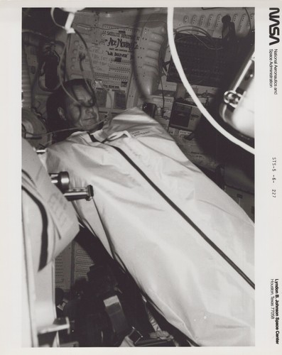 STS-5 Columbia Robert Overmyer Sleeping Middeck 1982 - Original NASA ...